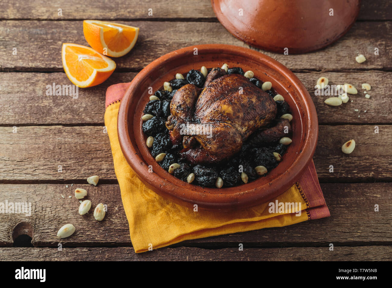 Decorative tajine hi-res stock photography and images - Alamy