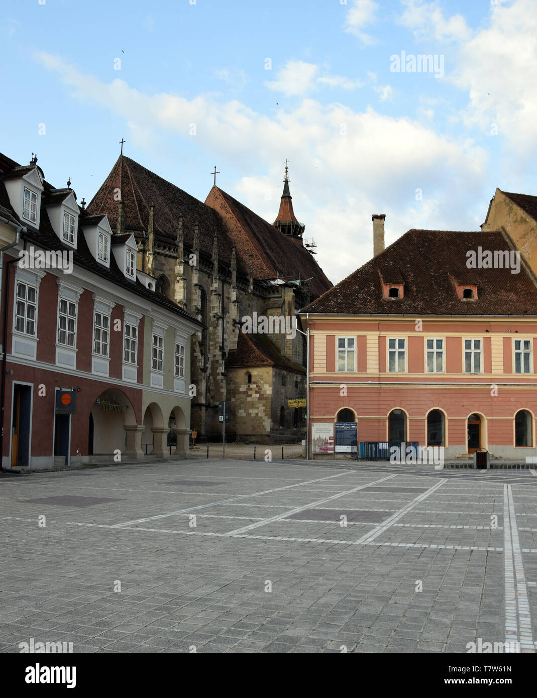Brasov, Romania - August 2017: Brasov Council Square (Centrul Vechi ...