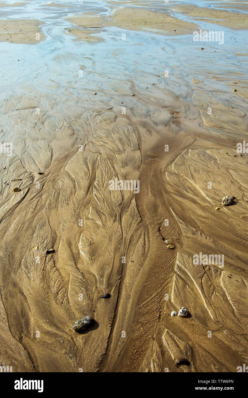 Beach water ripples hi-res stock photography and images - Alamy