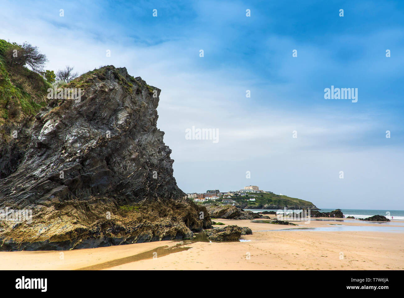 Great Western Beach at low tide in Newquay in Cornwall Stock Photo - Alamy