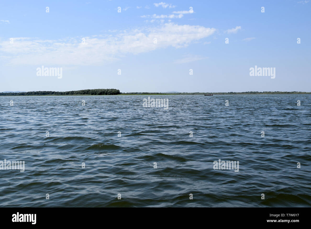 Fortuna Lake (Lacul Furtuna). Danube Biosphere Reserve - Danube Delta ...