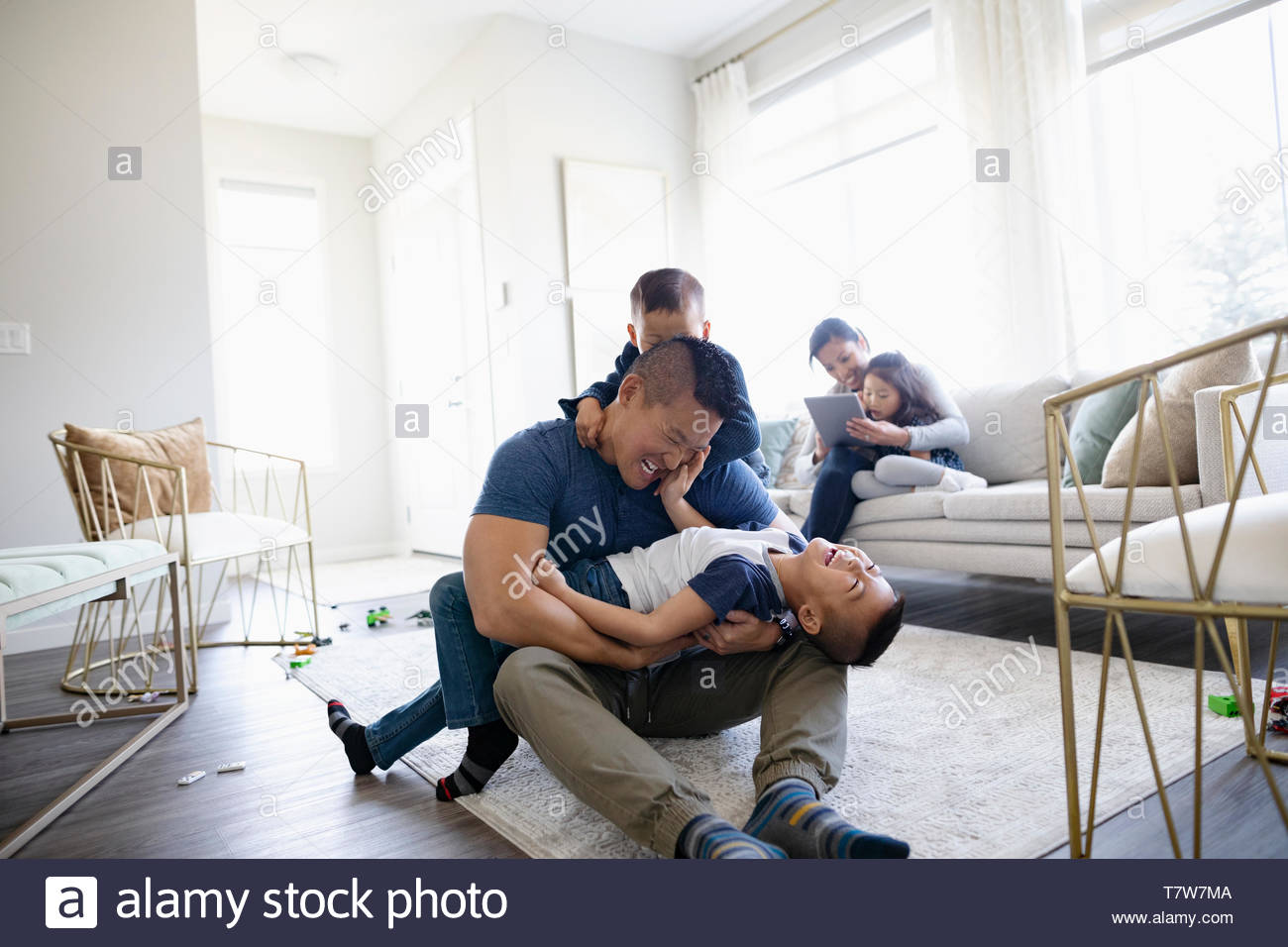 Women in housing hi-res stock photography and images - Alamy