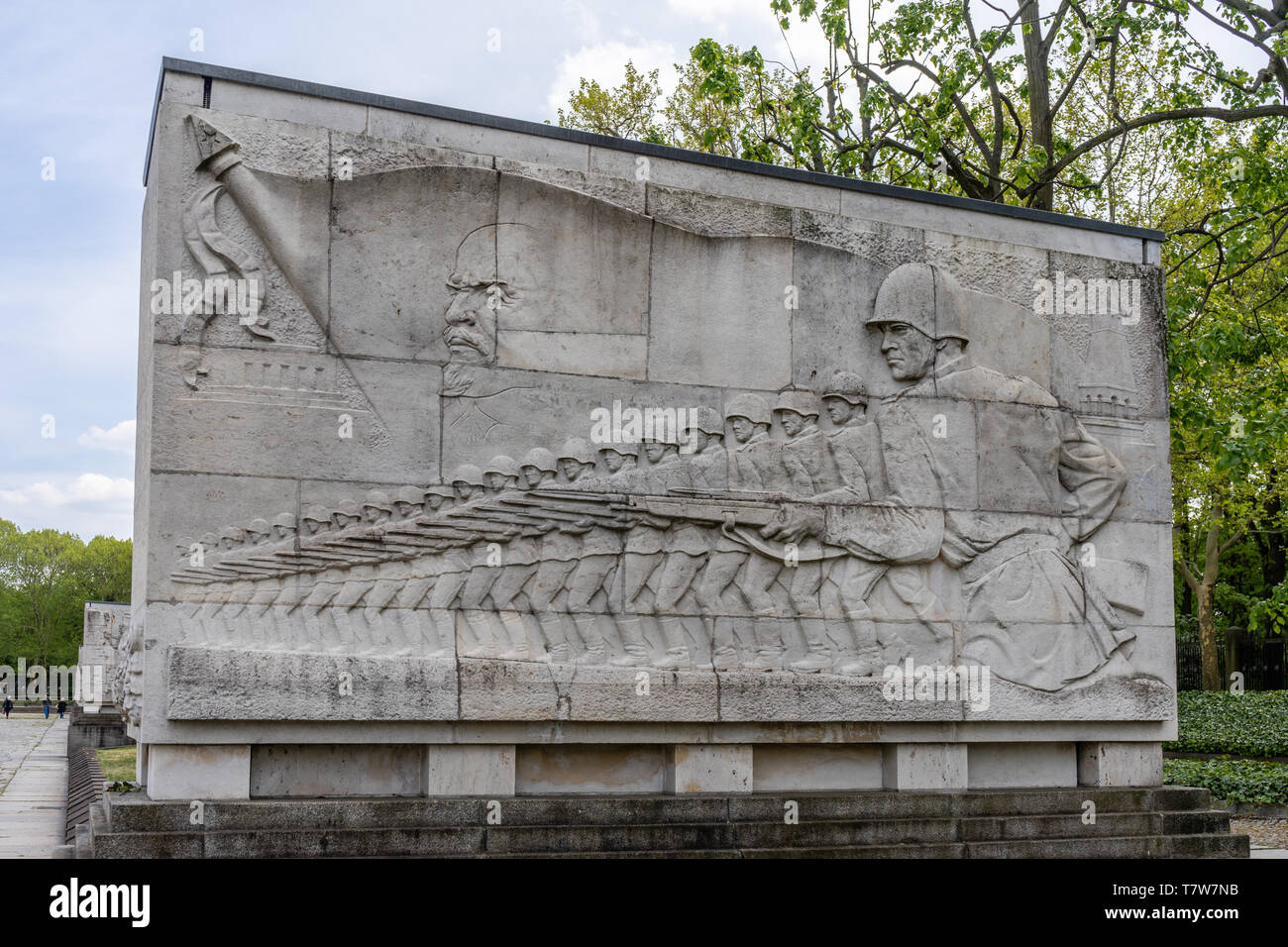 Soviet military memorial cemetery hi-res stock photography and images ...