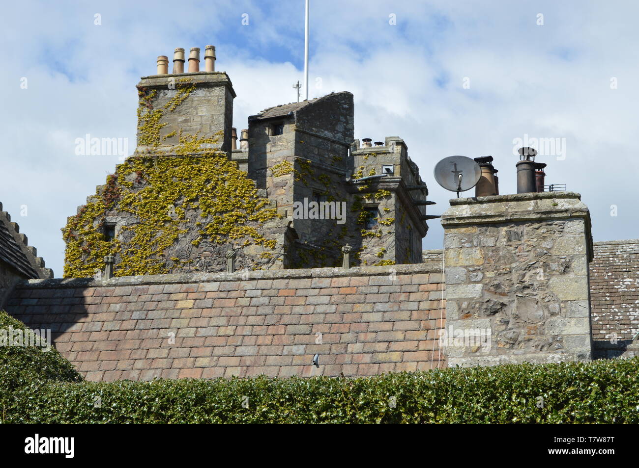 Earlshall castle hi-res stock photography and images - Alamy