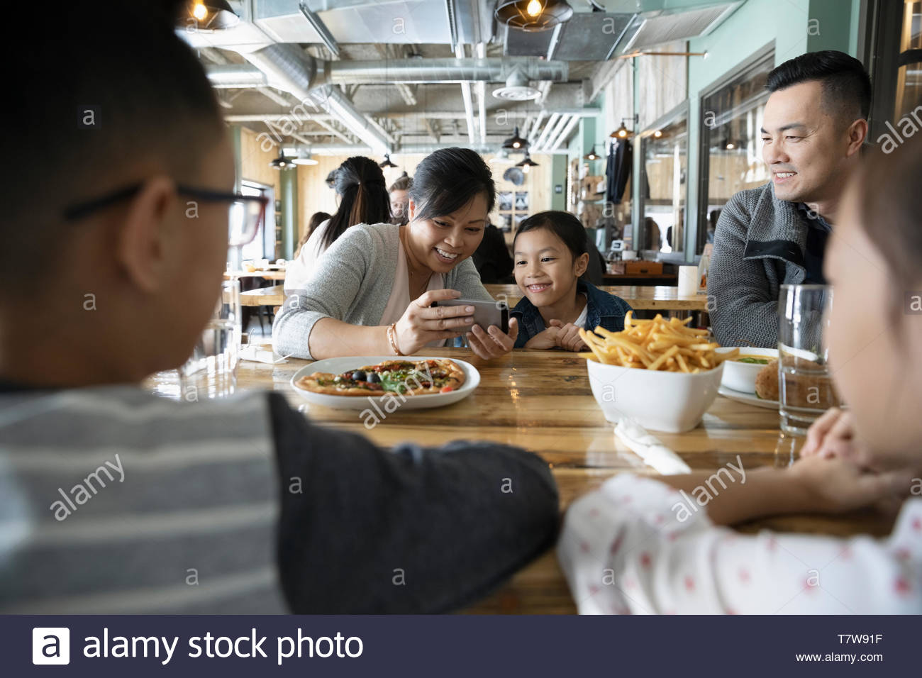 Smart family hi-res stock photography and images - Alamy