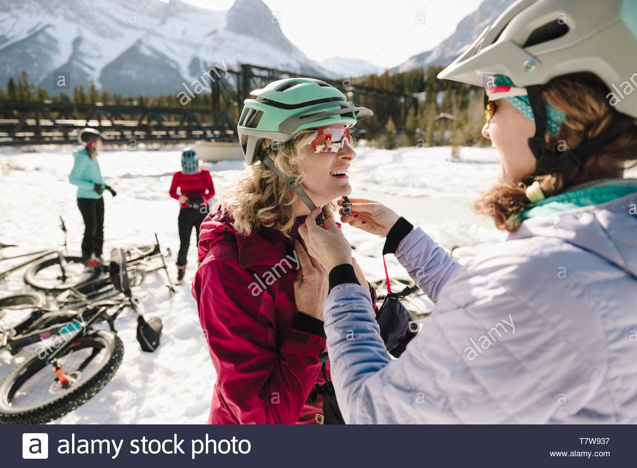 Fat friends hi-res stock photography and images - Alamy