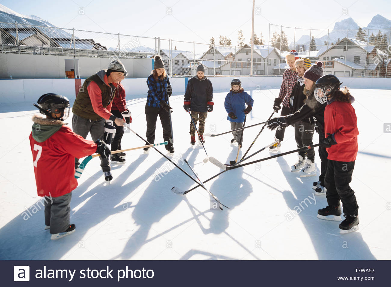 Child touching ice hi-res stock photography and images - Alamy