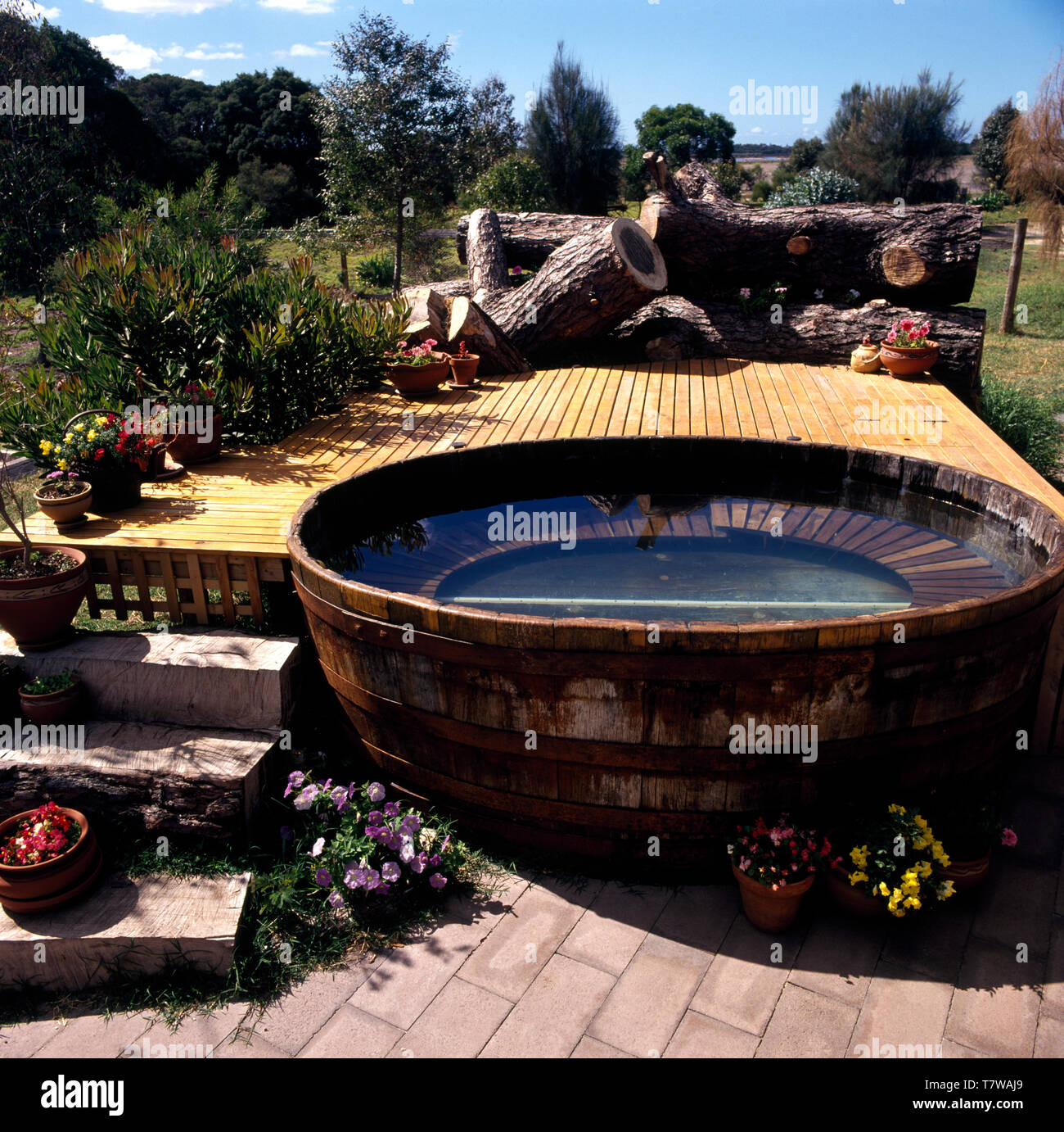 Raised decks hi-res stock photography and images - Alamy