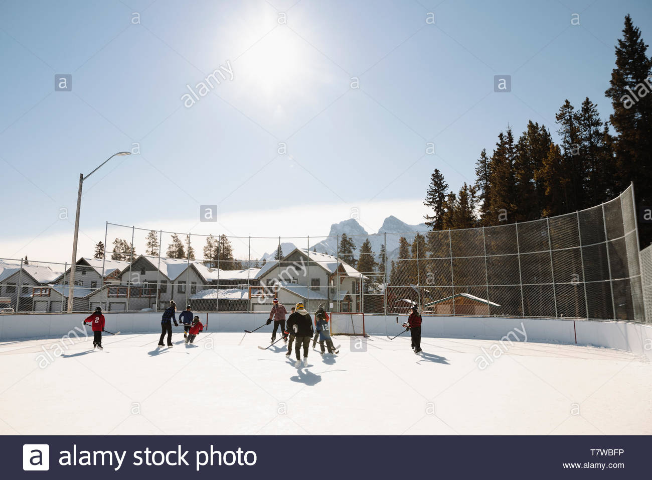 Community rink hi-res stock photography and images - Alamy