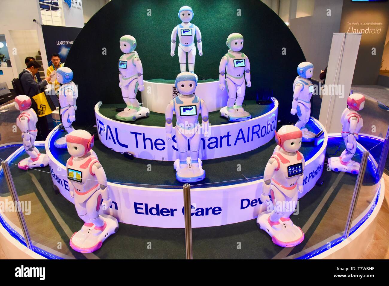 AvatarMind's iPal cute, humanoid, real robot for kids, elder care on display at the CES ...