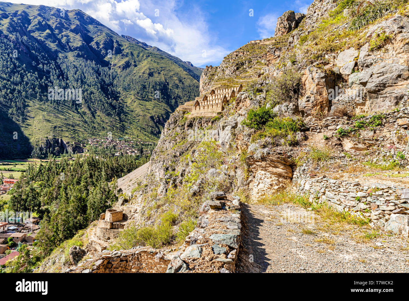 Inca houses hi-res stock photography and images - Alamy
