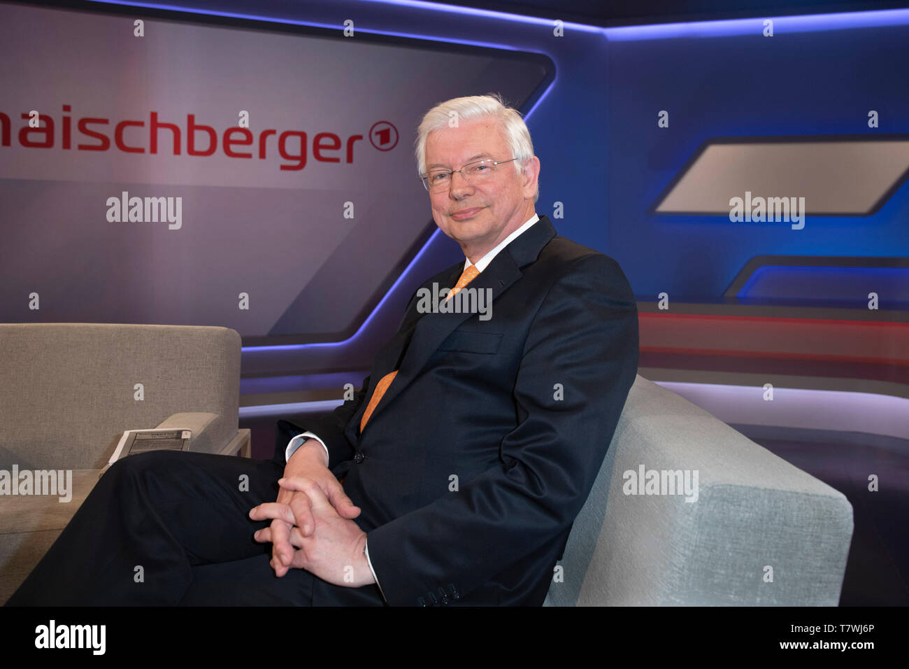 Roland Koch in der ARD-Talkshow maischberger im WDR Studio BS 3. Köln ...