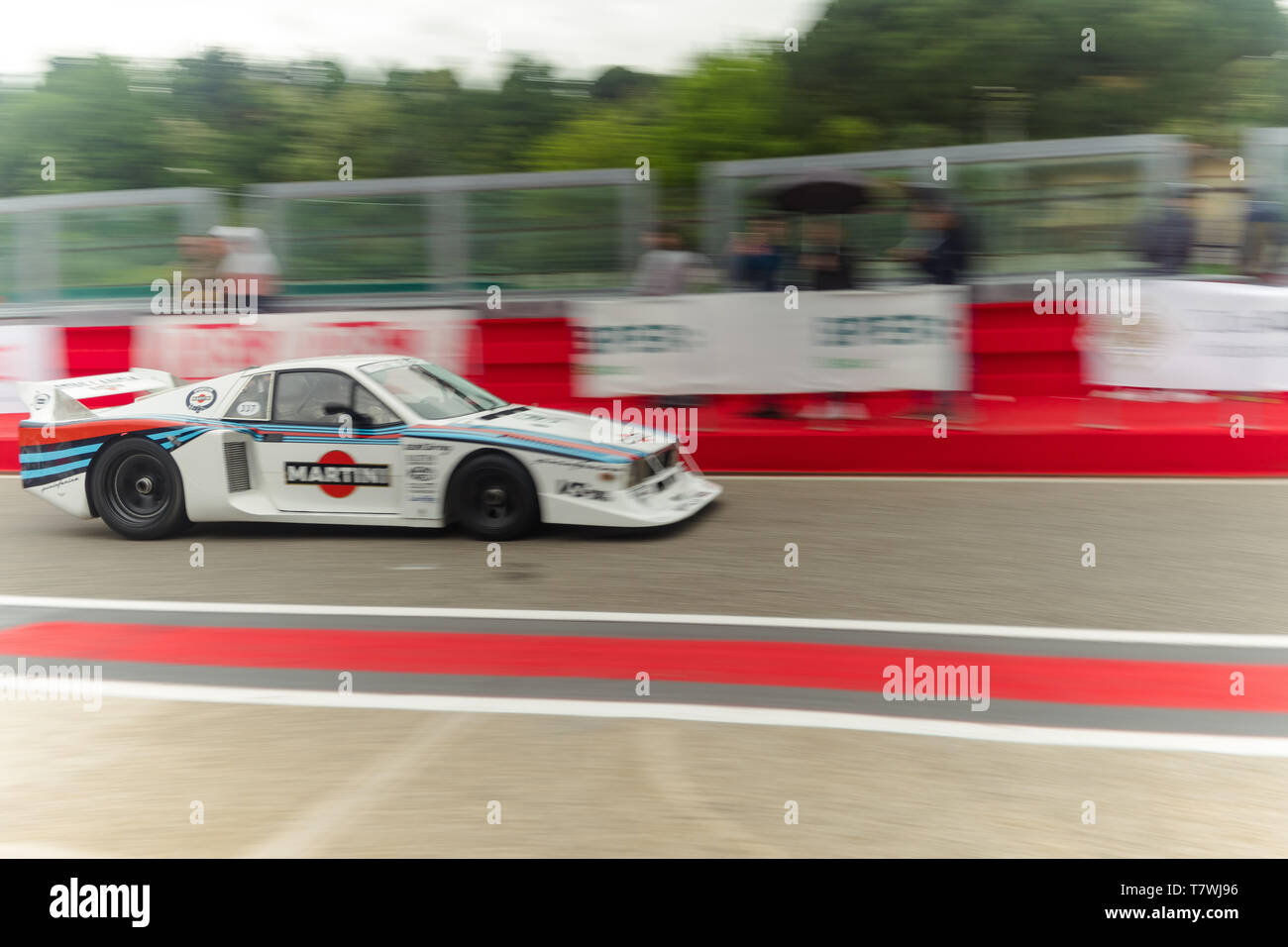 One fast car driving hi-res stock photography and images - Alamy