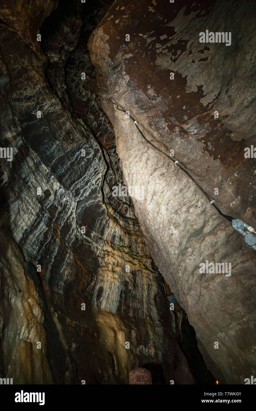 Blue John Cavern-The Blue John Cavern at Castleton in the Peak District ...