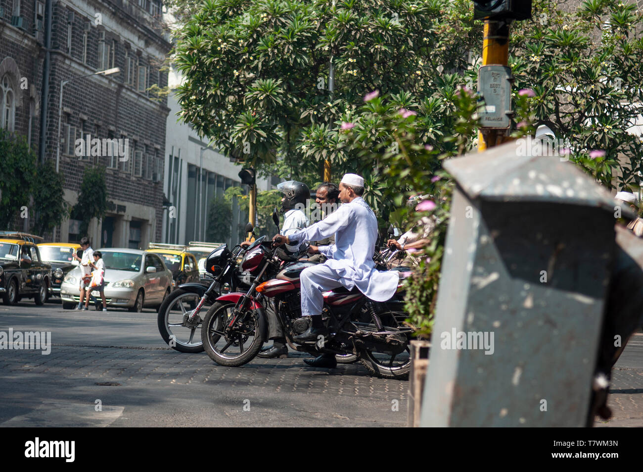 Moped drivers hi-res stock photography and images - Alamy