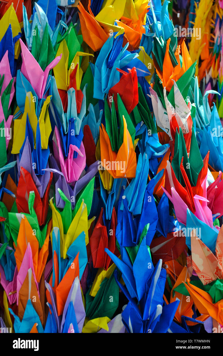 Origami, folded cranes. People (mostly children) from around the world ...
