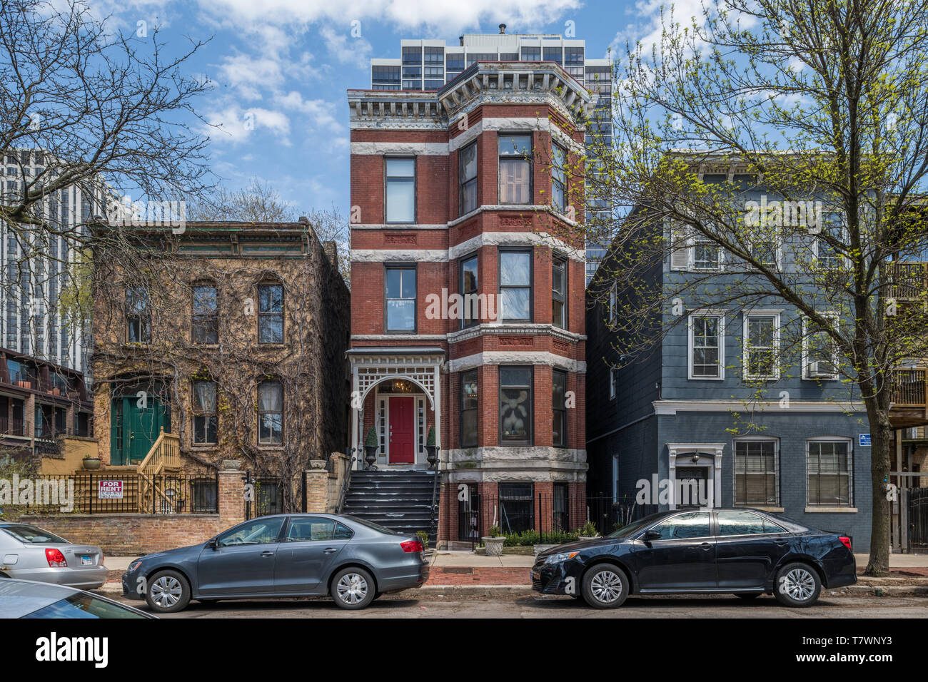 Residential district with old buildings hi-res stock photography and ...