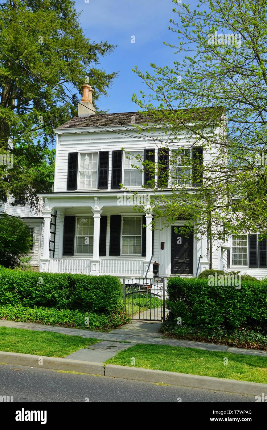 PRINCETON, NJ -4 MAY 2019- View of the historic white house at 112 ...