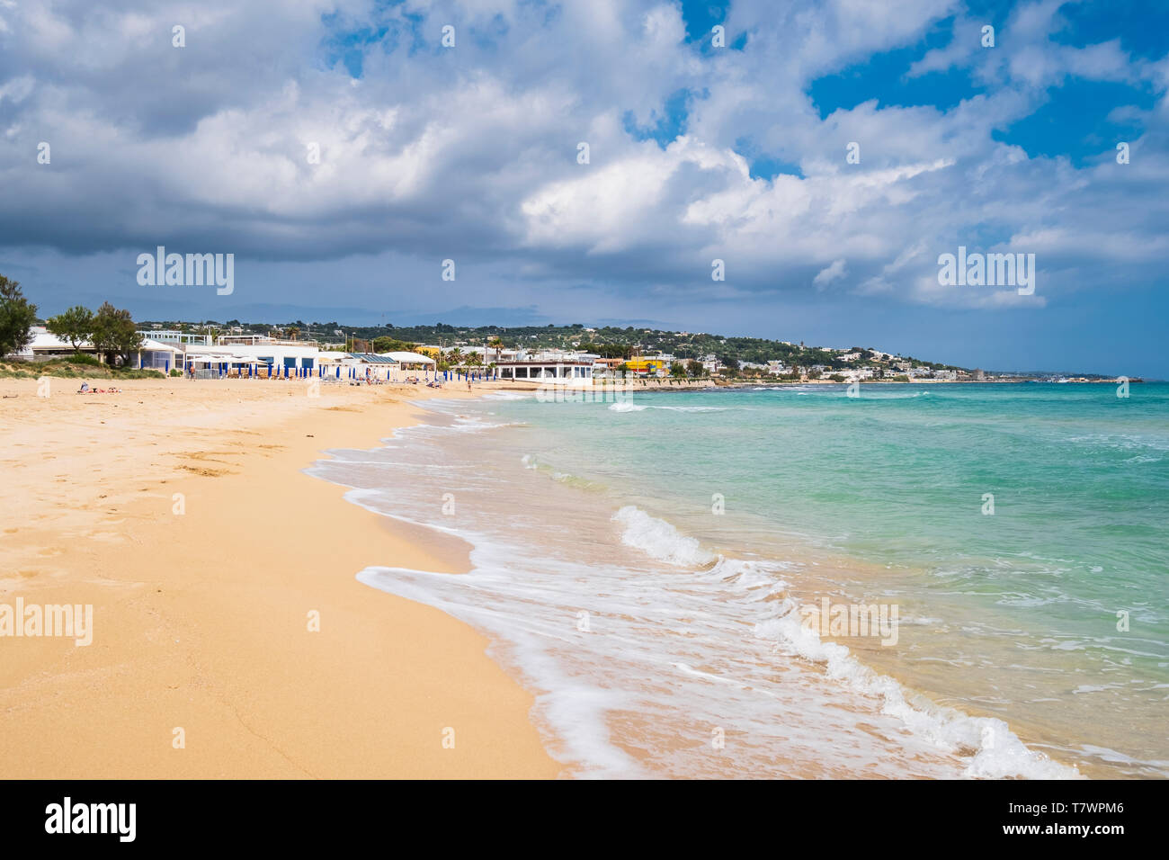 Southern italy beach resort hi-res stock photography and images - Alamy