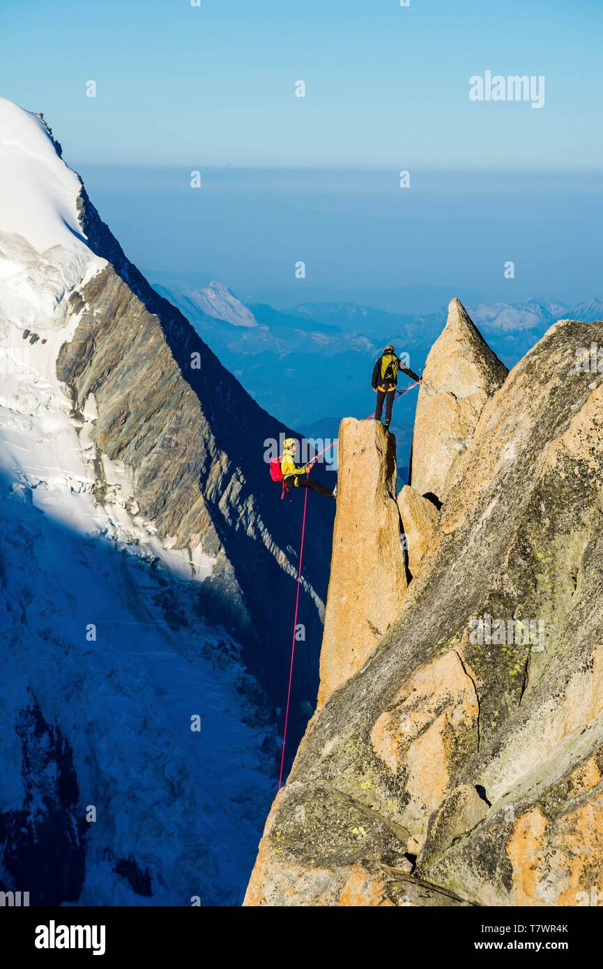 Cosmiques ridge hi-res stock photography and images - Alamy