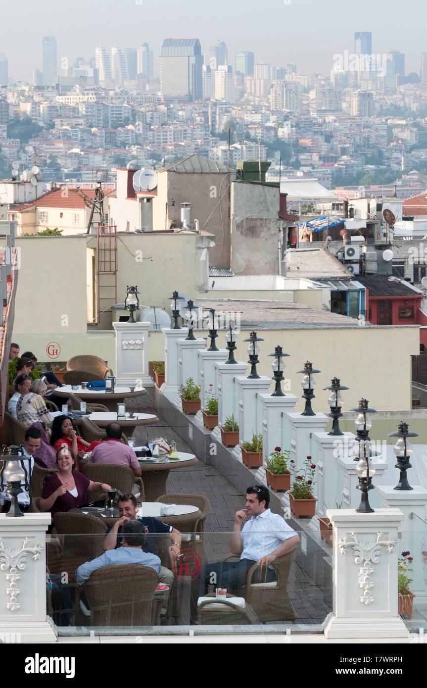 Istanbul rooftop hi-res stock photography and images - Alamy