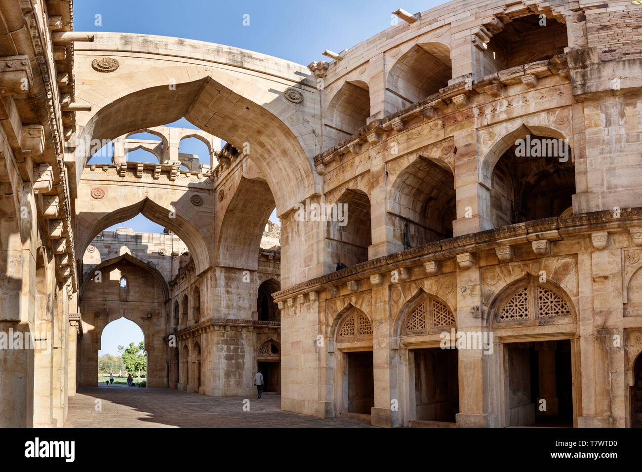 India, Madhya Pradesh, Chanderi, Koshak Mahal medieval palace Stock ...