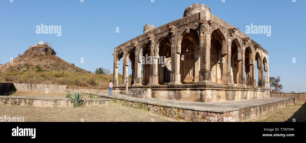 India, Madhya Pradesh, Chanderi, Bada Madarsa school Stock Photo - Alamy