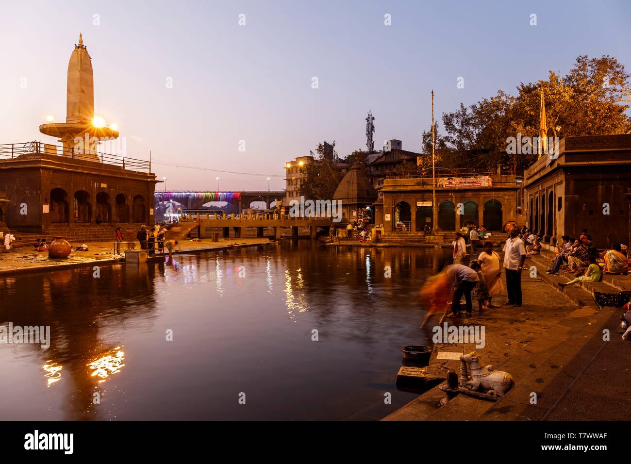 India maharashtra nashik godavari river hi-res stock photography and ...