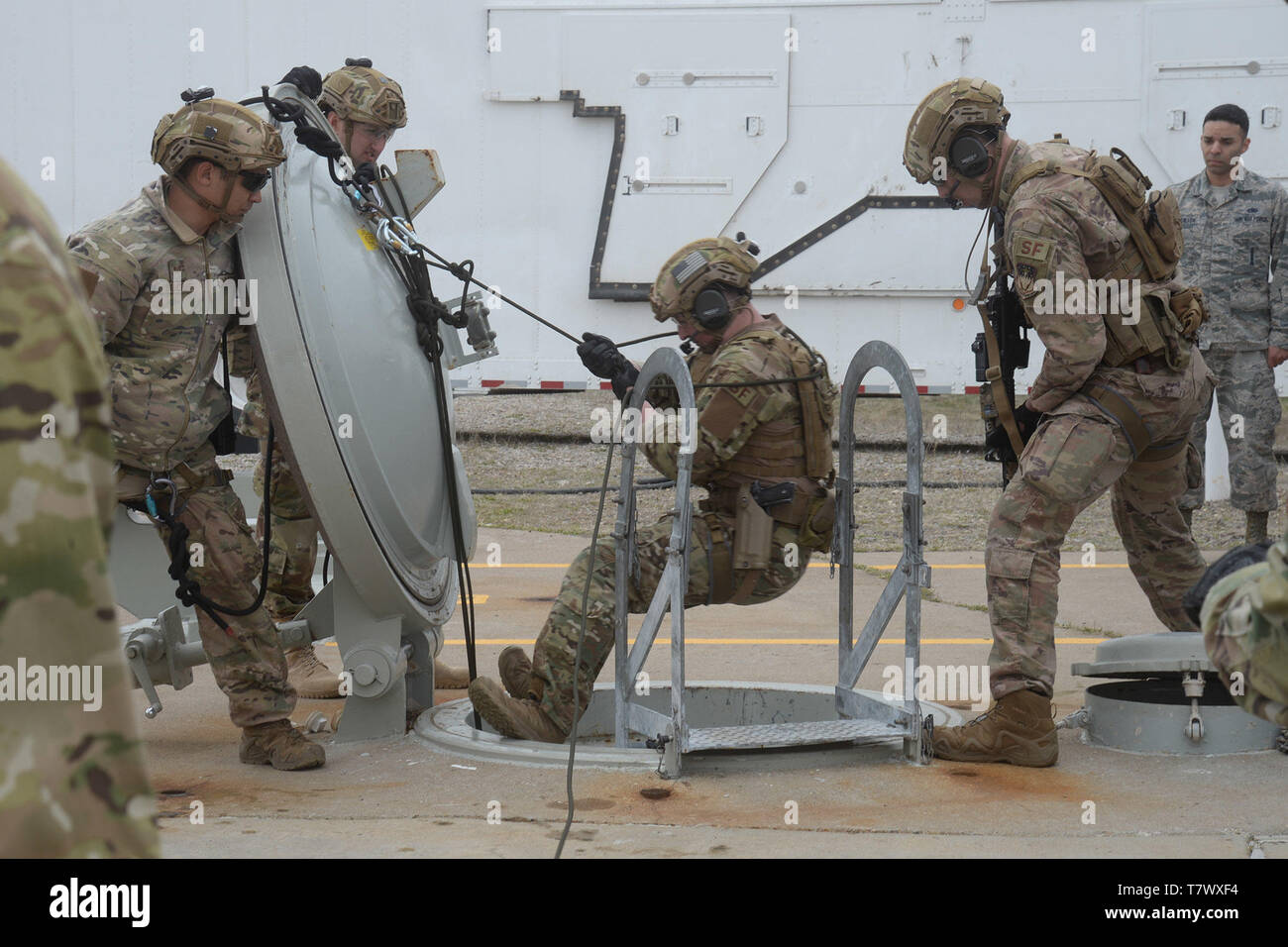 Airmen from the 341st Security Support Squadron tactical response force ...