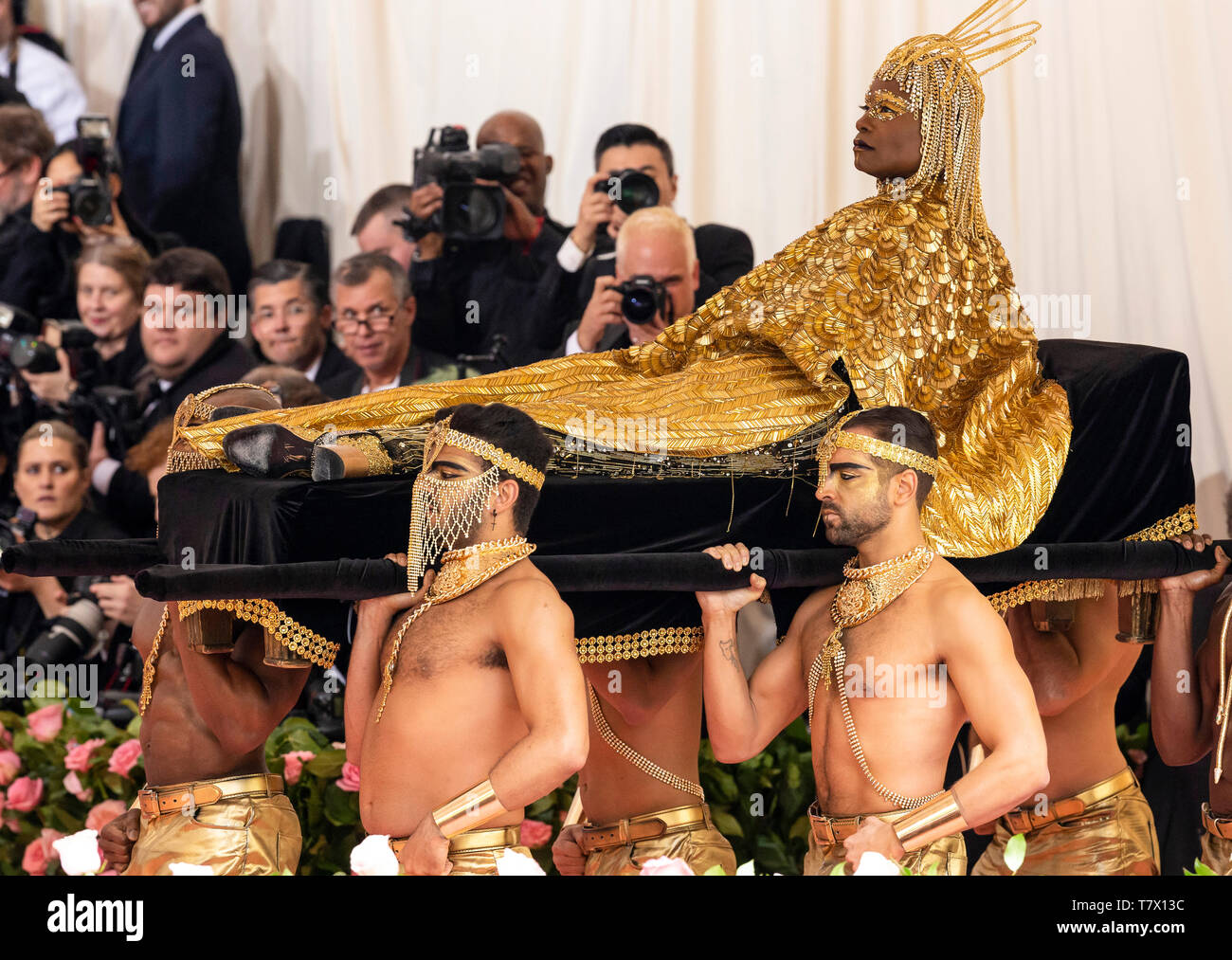 New York Ny May 06 2019 Billy Porter Arrives For The 2019 Met Gala