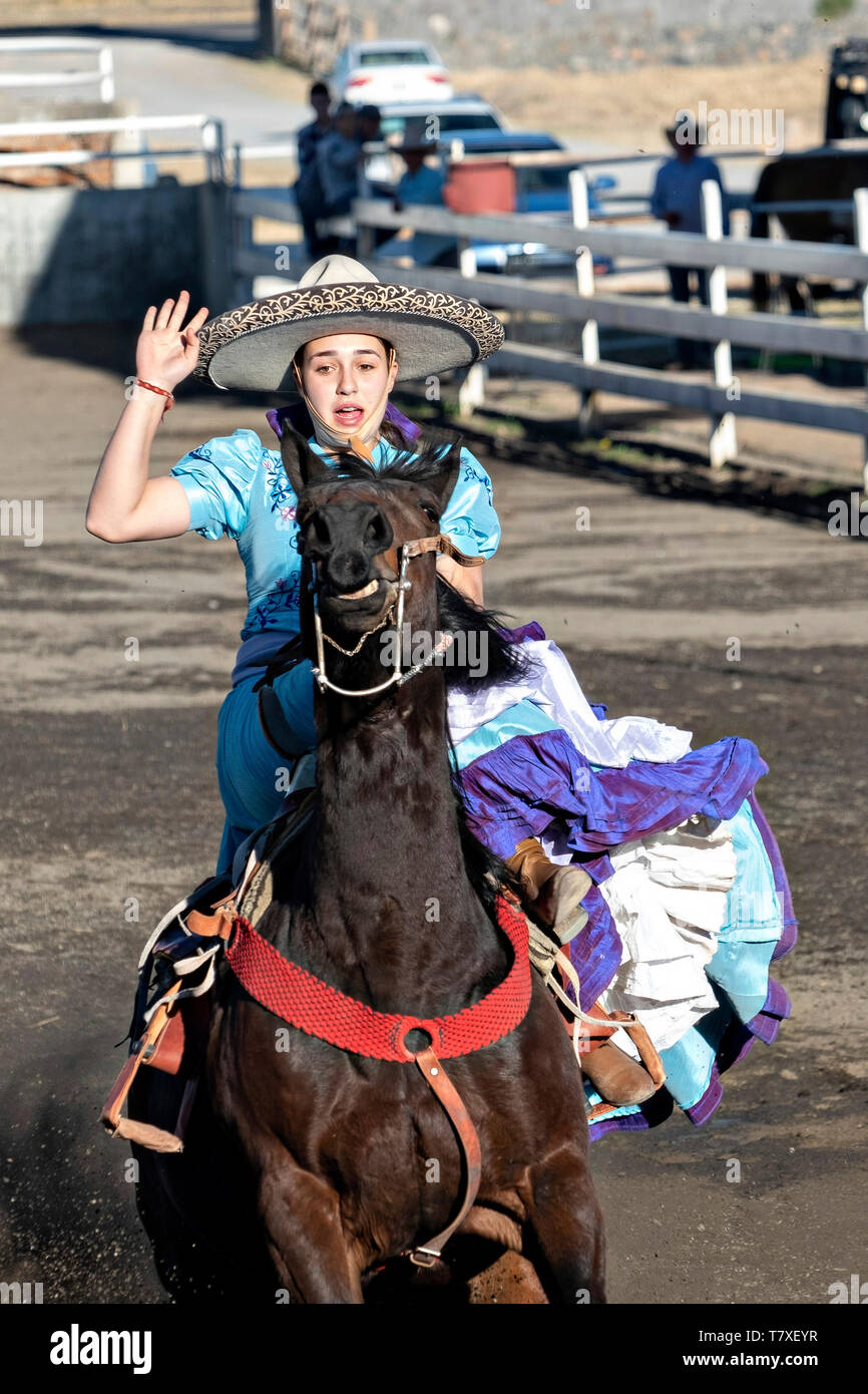 Saray Franco with the legendary Franco family of Charro champions ...