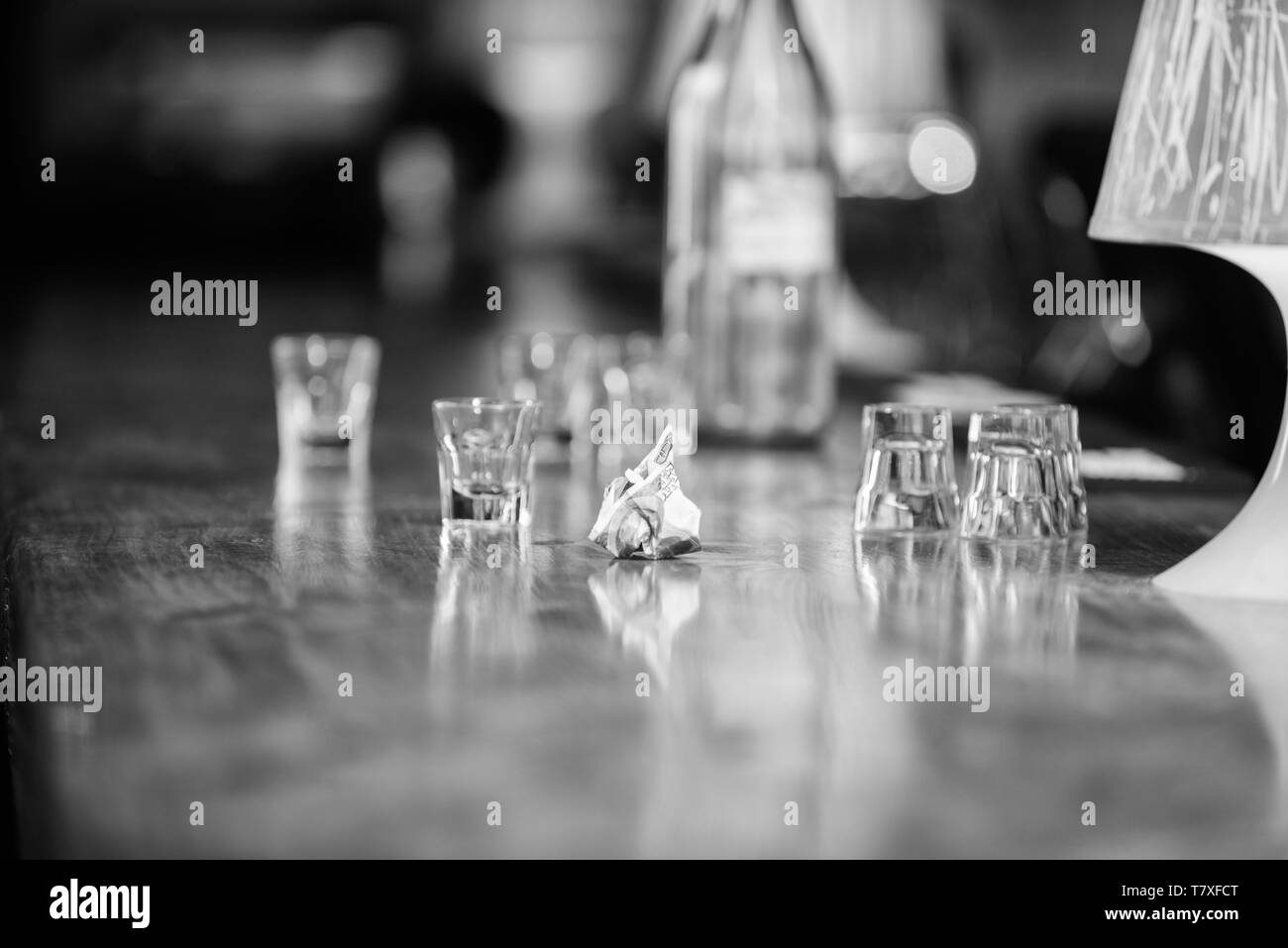 Bartender client pay Black and White Stock Photos & Images - Alamy