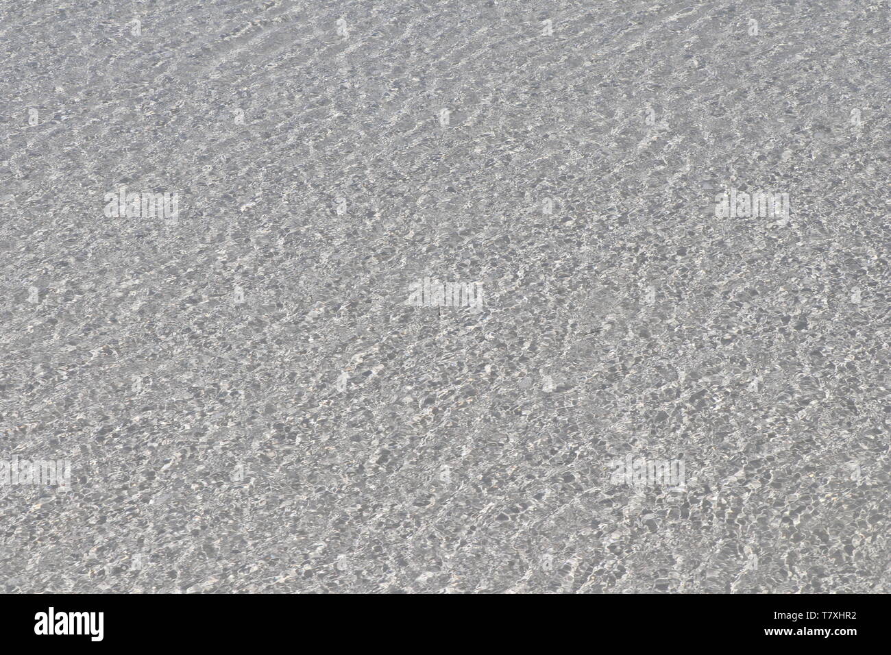 Shallow water over white sand hi-res stock photography and images - Alamy