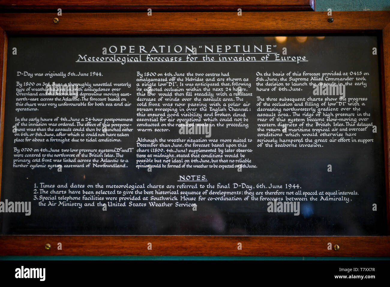 D day map room hi-res stock photography and images - Alamy