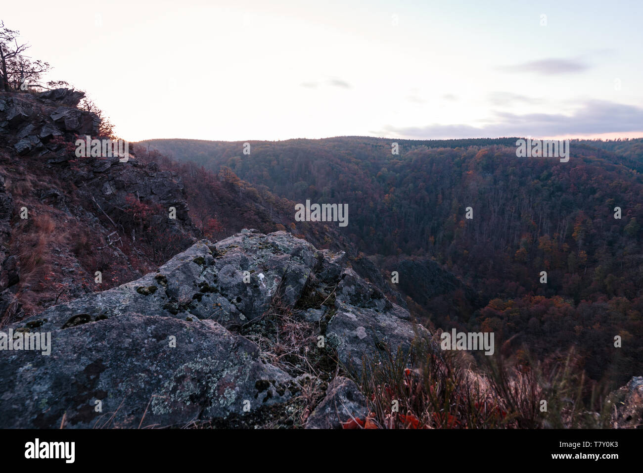 Cold sunrise in the Bode valley in the Harz mountains. Magnificent ...