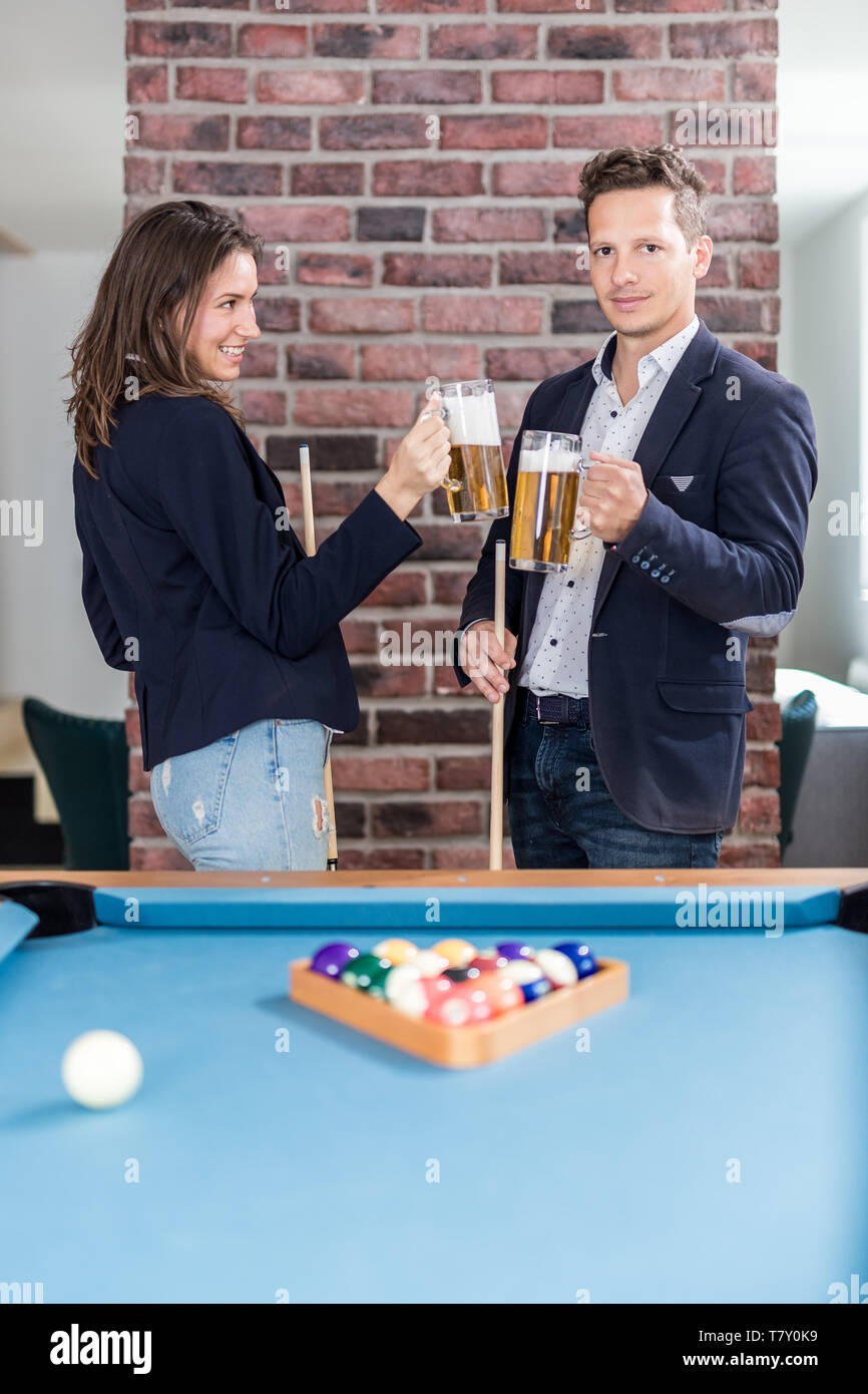Man next to pool table hi-res stock photography and images - Alamy