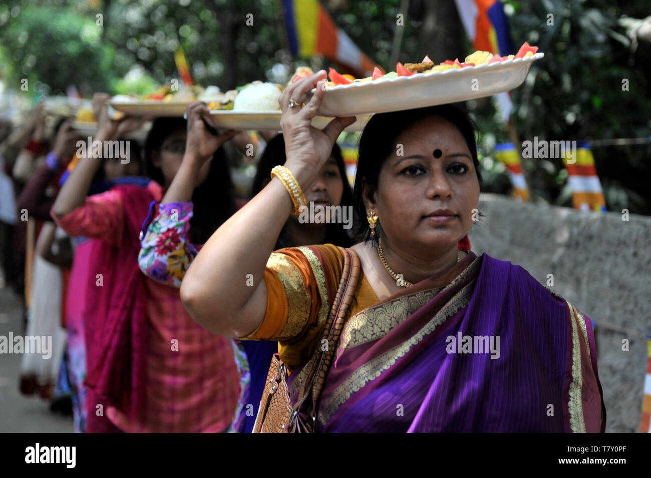Bangladesh 9 March, 2019. The prayers praying at Dhormorazik Buddha ...