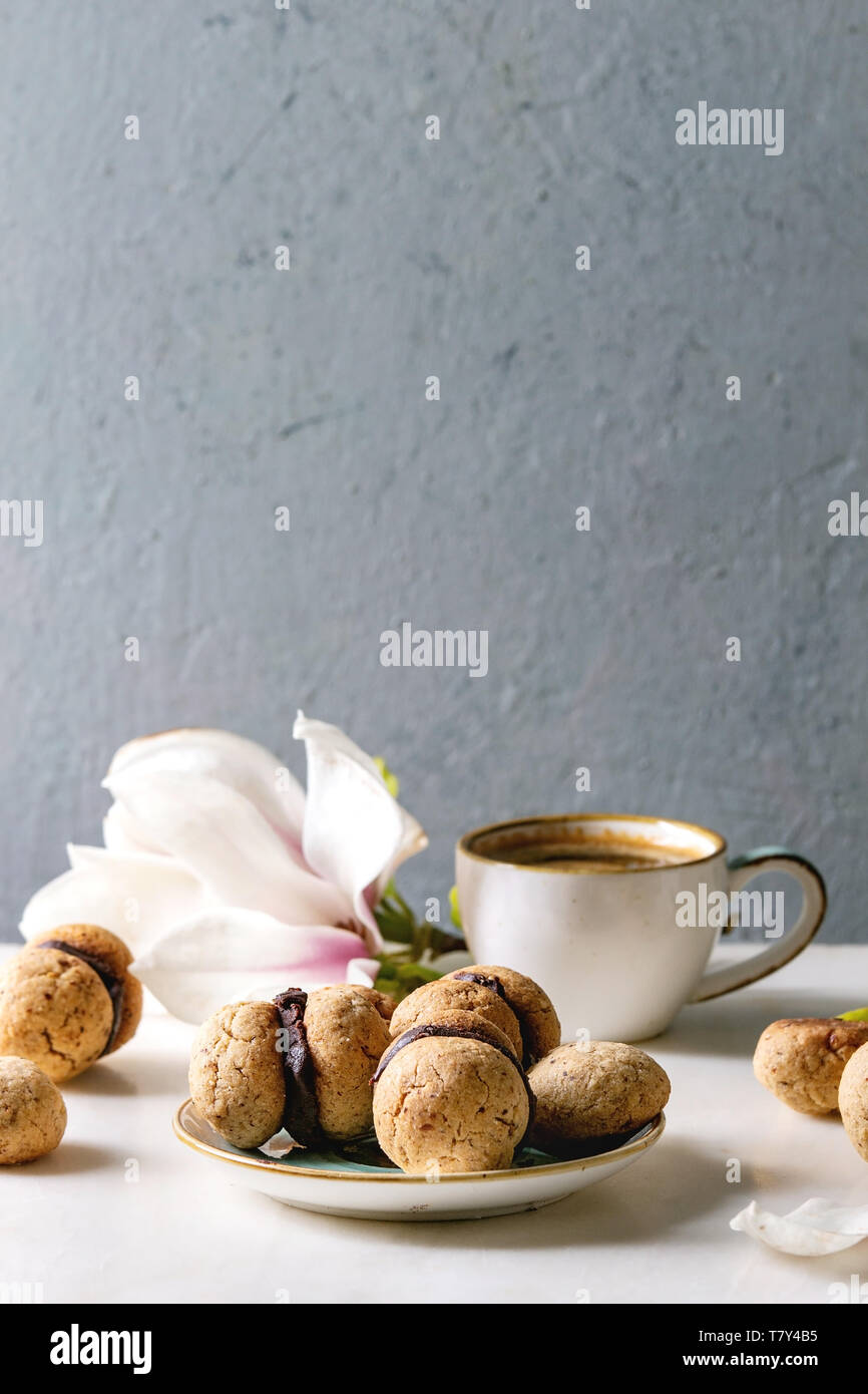 Food baci di dama hi-res stock photography and images - Alamy