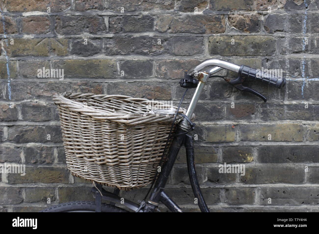 Bike propped against a wall hi-res stock photography and images - Alamy