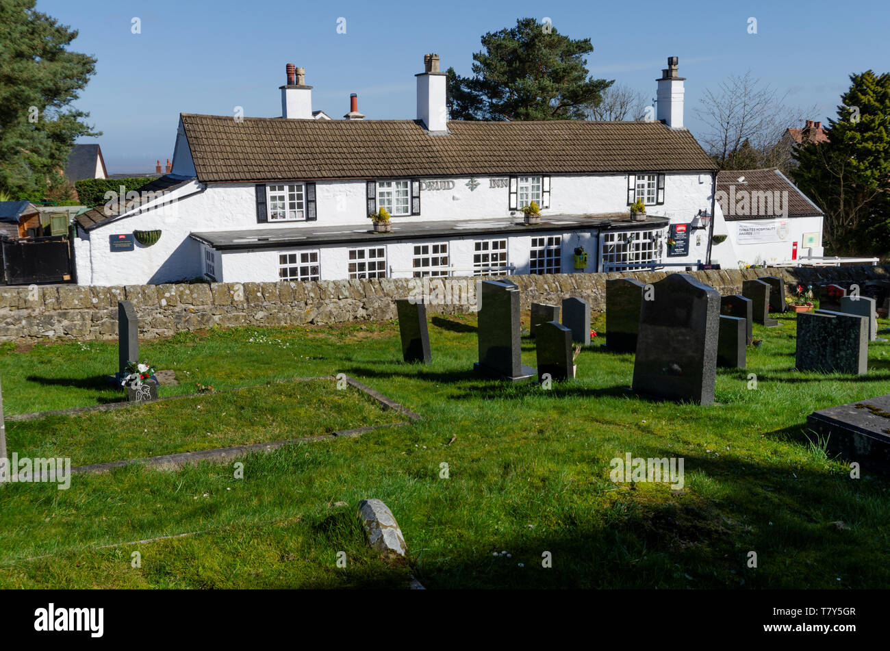 Druid inn hi-res stock photography and images - Alamy