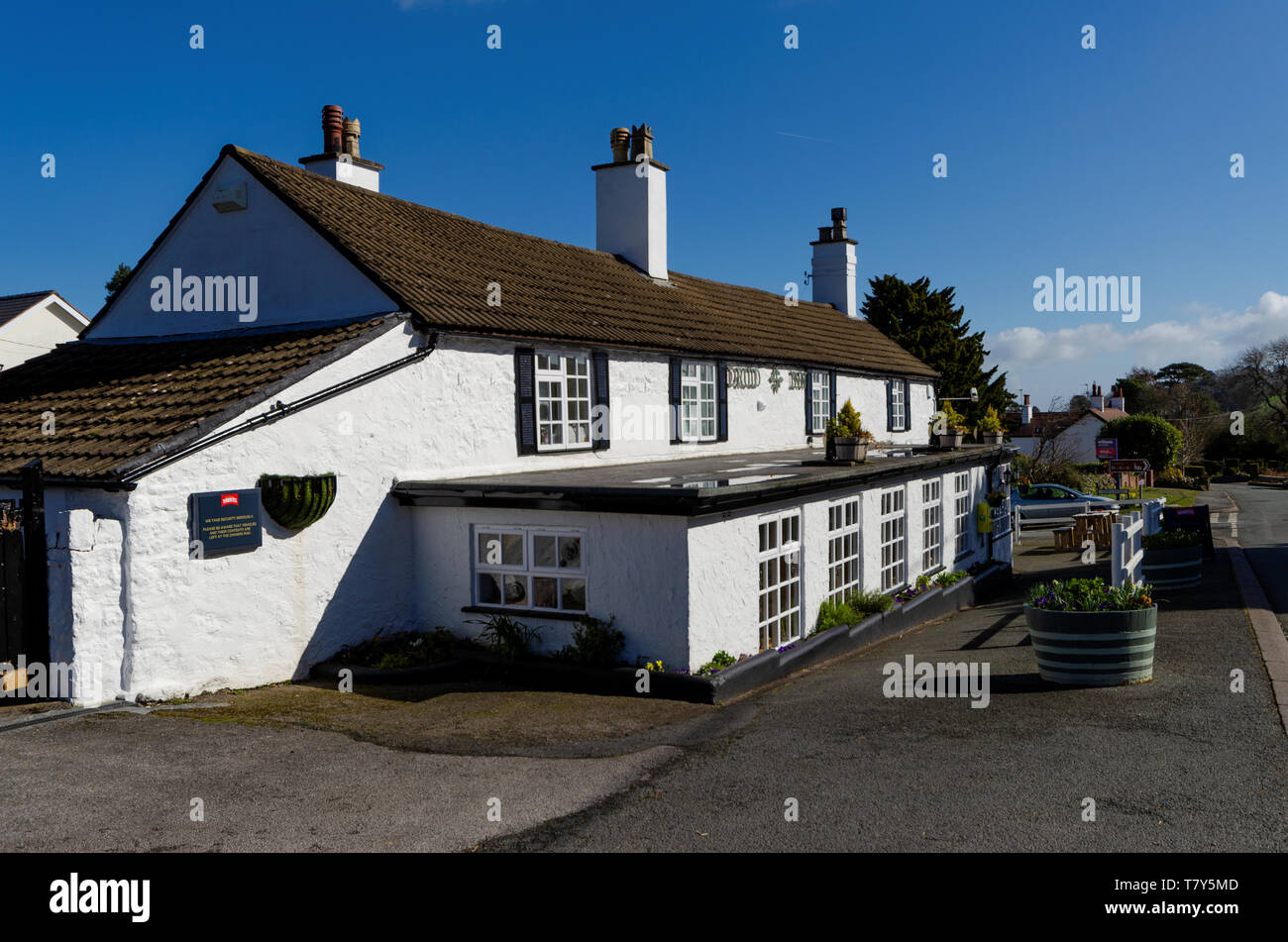 Druid inn hi-res stock photography and images - Alamy