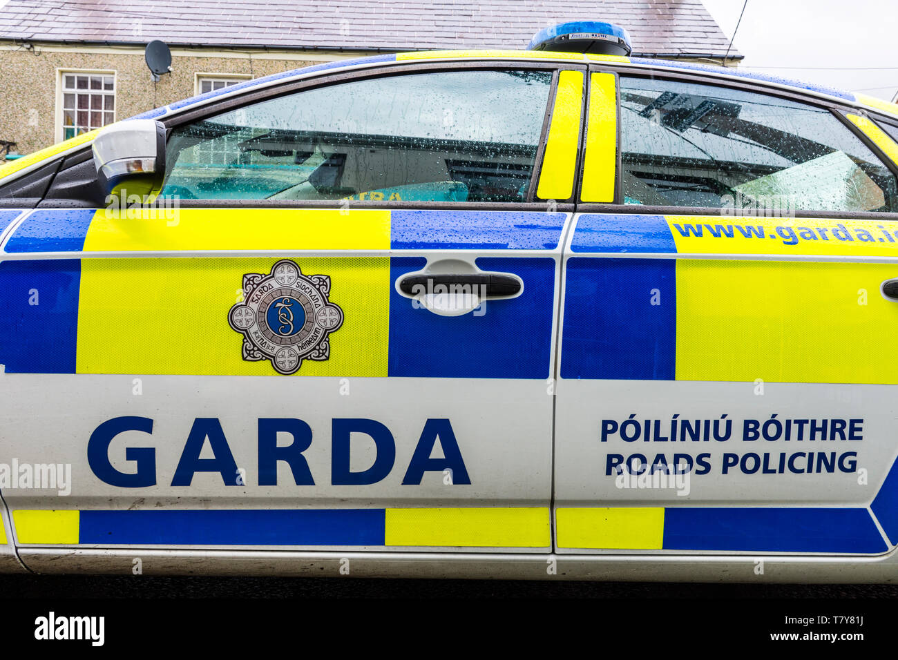 Garda car driving hi-res stock photography and images - Alamy