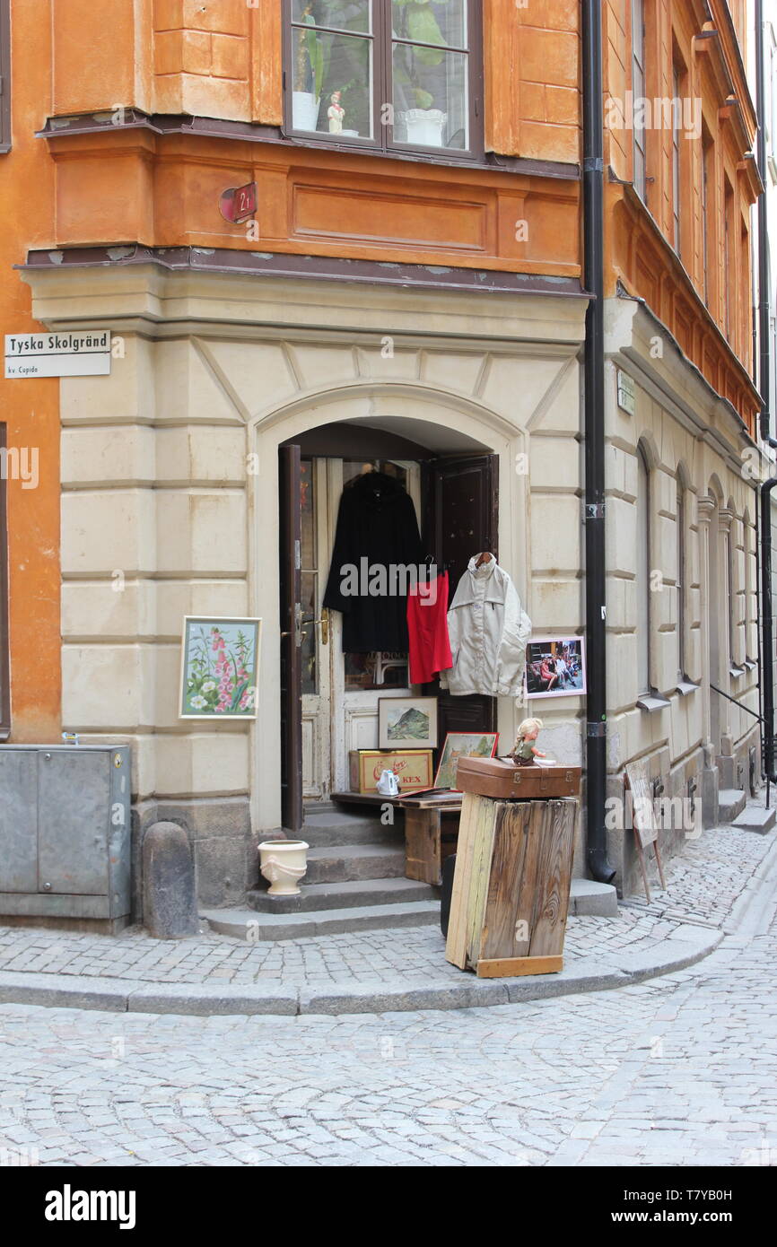 Antique shop facade hi-res stock photography and images - Alamy