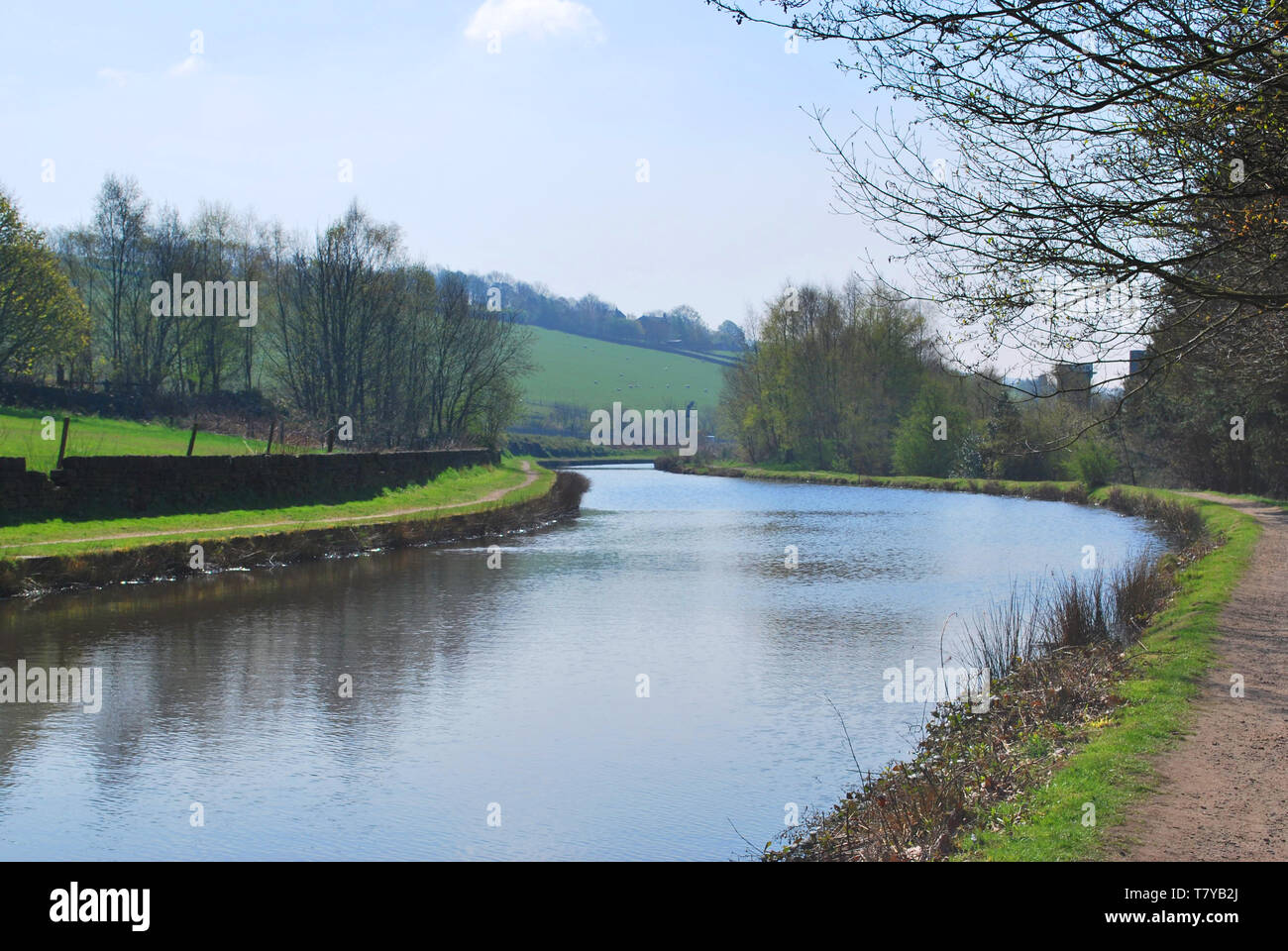 Canal in uppermill lancashire Stock Photo - Alamy