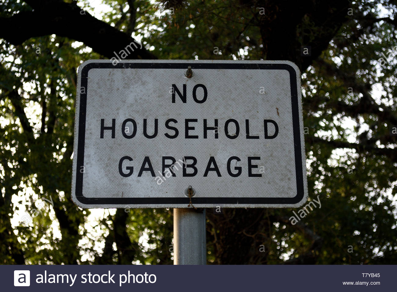 No Garbage Here Sign High Resolution Stock Photography and Images - Alamy