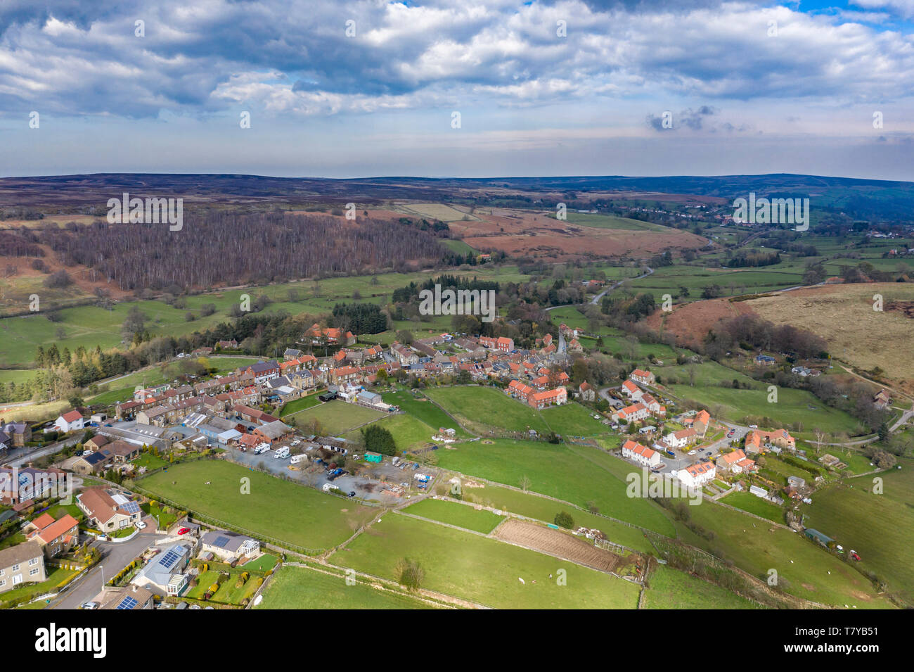 Castleton village hi-res stock photography and images - Alamy