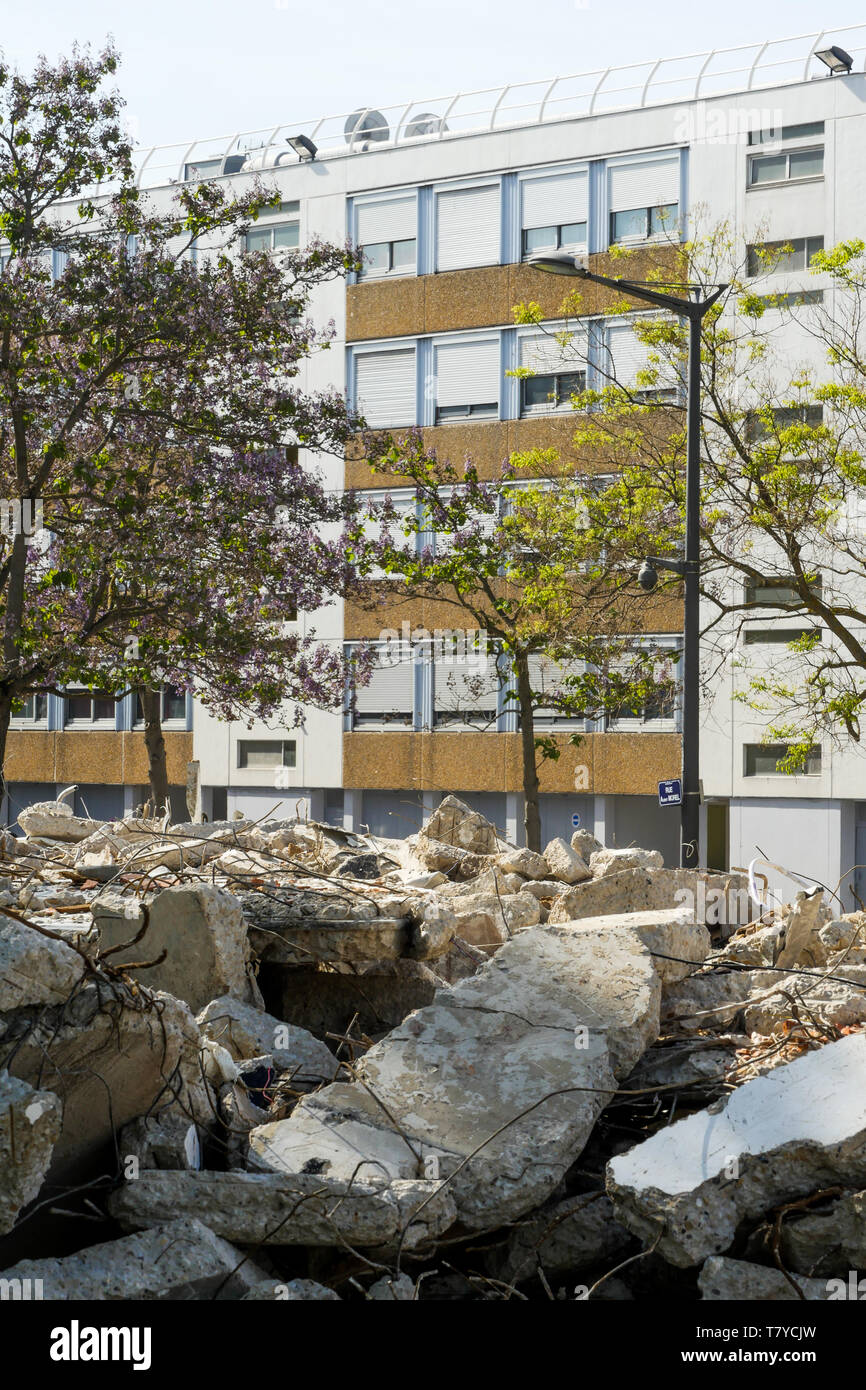 Chantier de demolition hi-res stock photography and images - Alamy