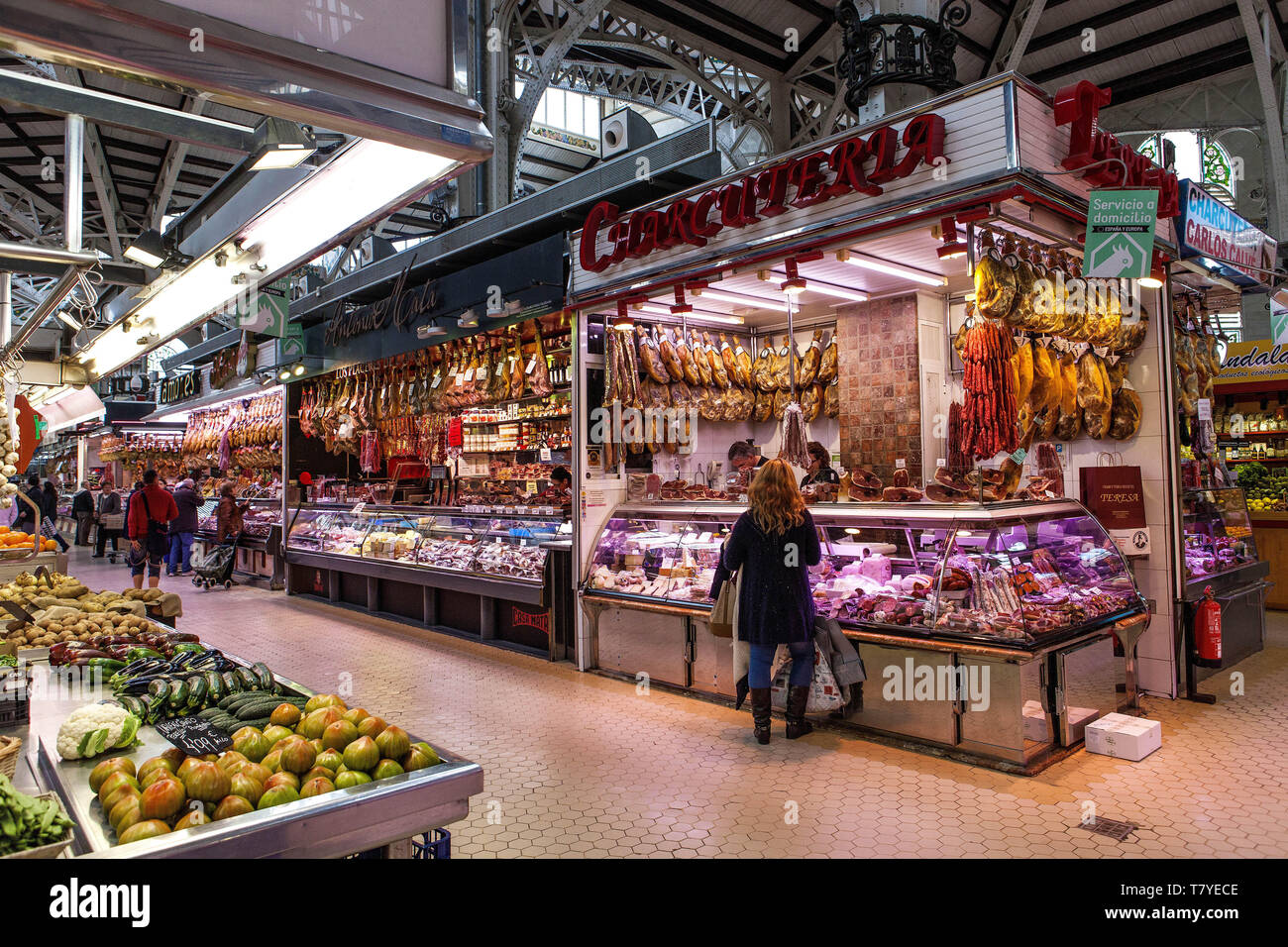 Valencia traditional markets hi-res stock photography and images - Alamy