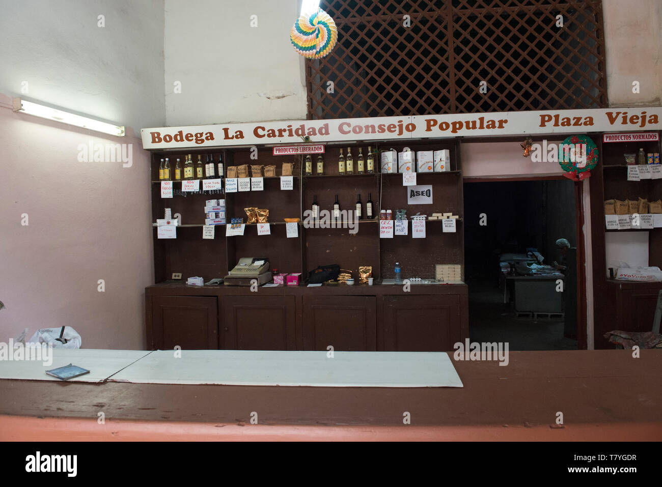 Ration shop havana hi-res stock photography and images - Alamy