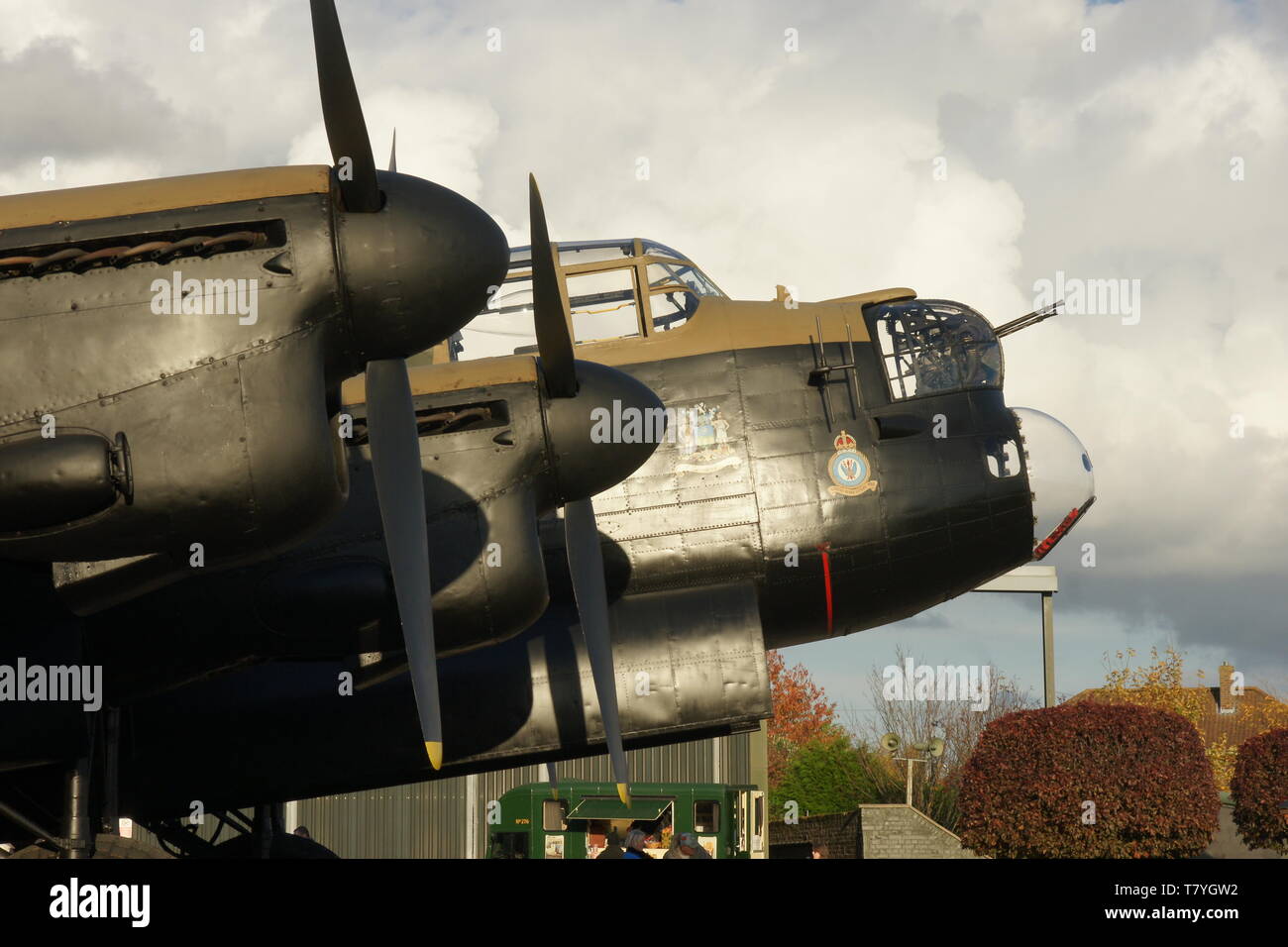Load bomb lancaster hi-res stock photography and images - Alamy